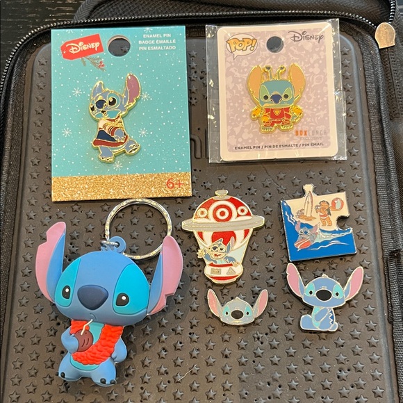 Disney | Jewelry | Disney Pins Keychain Stitch 6 Pin Bundle And Stitch ...